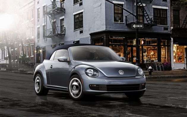 2016 Volkswagen Beetle Denim Convertible news: Jeans-inspired special ...